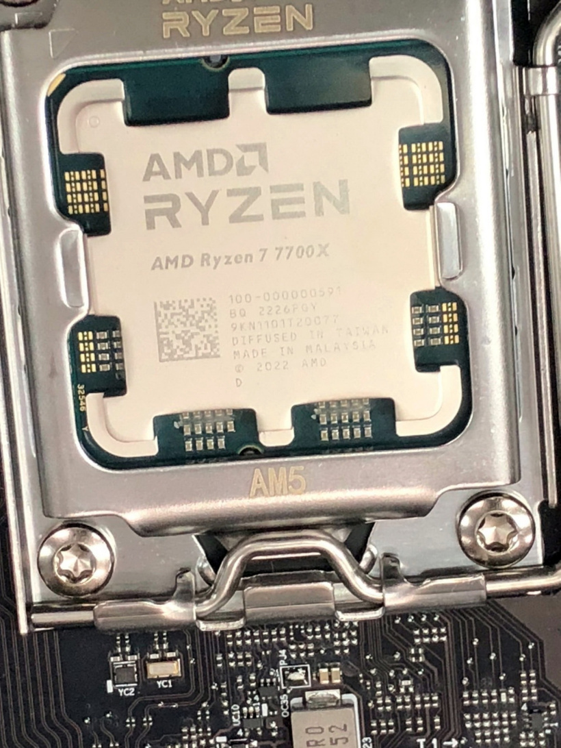 AMD 新锐龙 R7 7700X 实物曝光 - 木可可 | 木可可